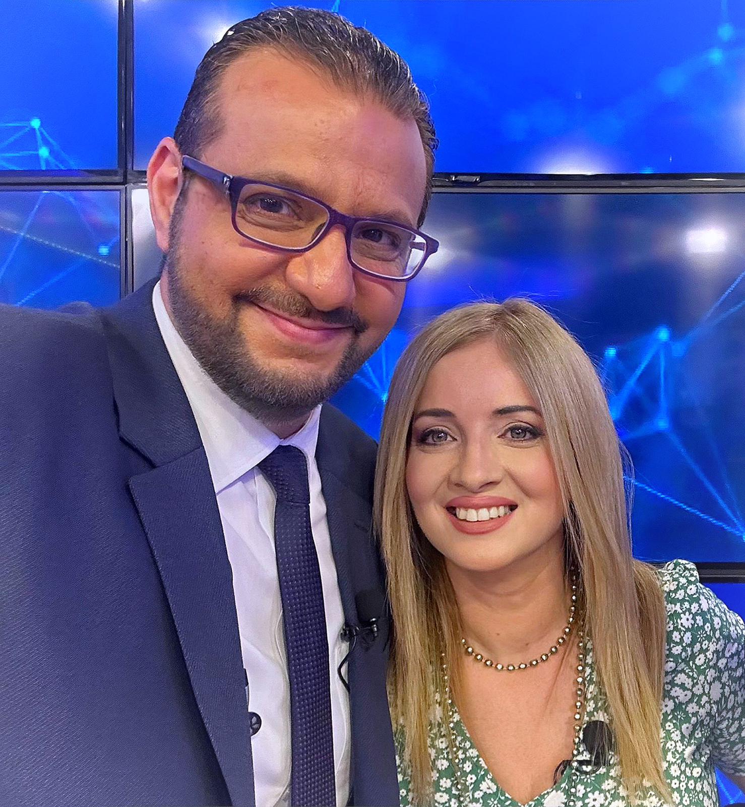 Karl U Romina Bonaci B'Aħbar Tajba Għas-Segwaċi Kollha Tagħhom Għal Dan Is-Sajf