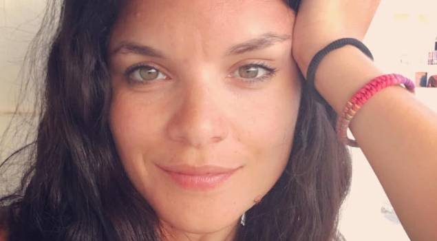 Simone Ma Tqumx Għall-Iskola Wara Iktar Minn 30 sena!